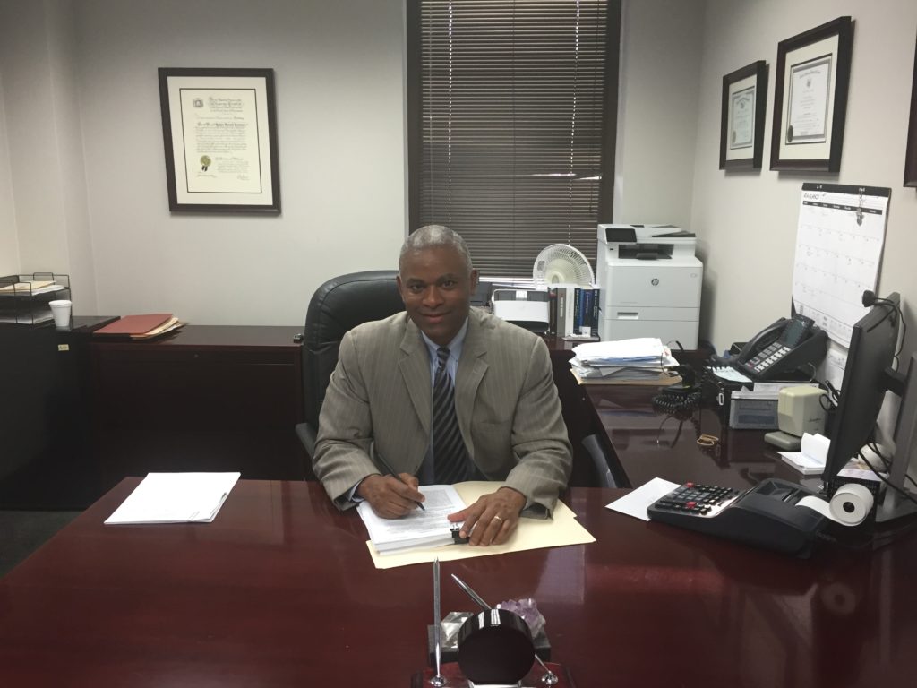 Top Attorney - James D. Leonard