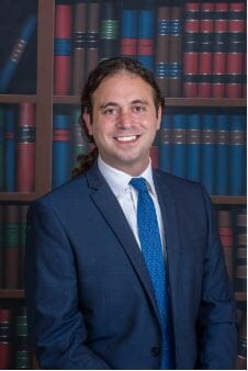 Ben H. Akbulut -Top Attorney